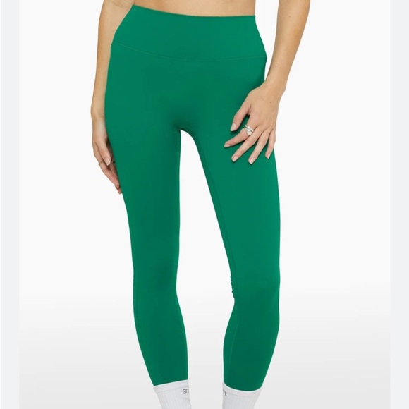 SET Active | Other | Set Active Sport Body Palm Leggings And One ...